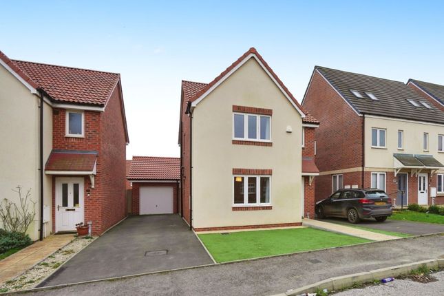 Bushton Close Badbury Park Swindon Sn3 3 Bedroom Detached House For