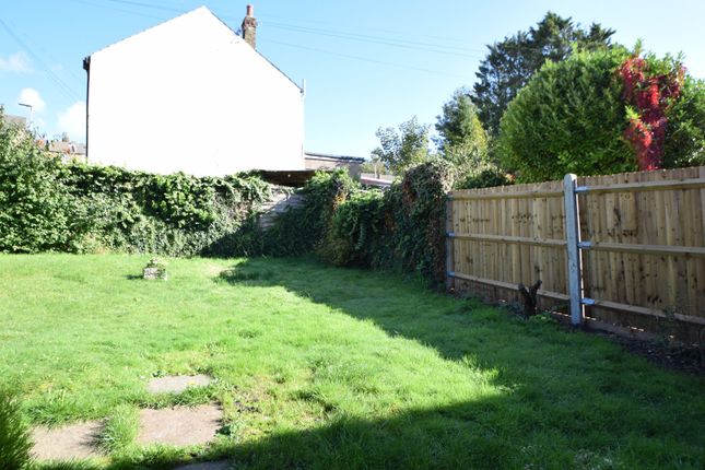 Luton Road, Chatham, Kent ME4, 2 bedroom maisonette for sale - 68589800 ...