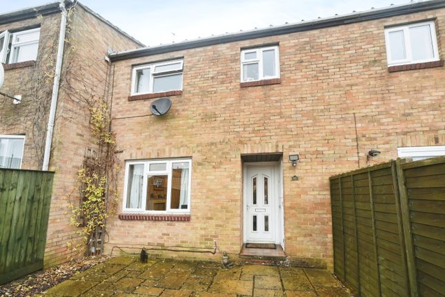 Warneford Close - Toothill, Swindon SN5, 3 bedroom terraced house for ...