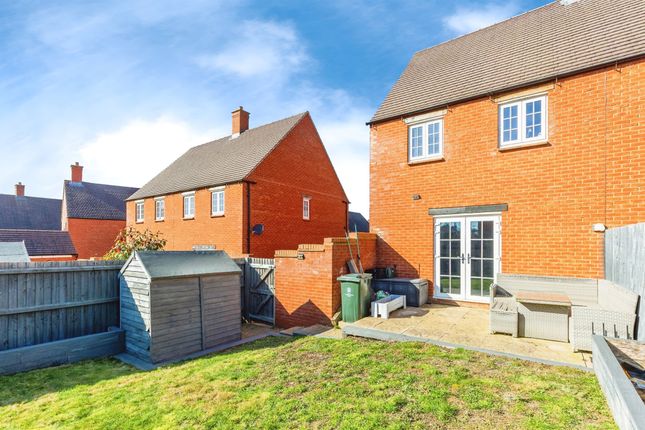 Simplex Way, Roade, Northampton NN7, 3 bedroom semi-detached house for ...