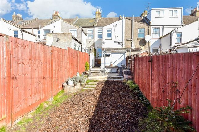 Dover Road, Northfleet, Gravesend, Kent DA11, 2 bedroom terraced house for sale - 69593028 ...