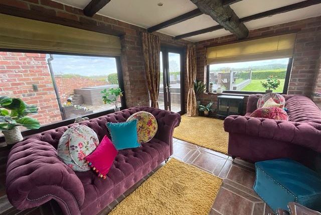 Common Road, North Anston, Sheffield S25, 4 bedroom cottage for sale ...