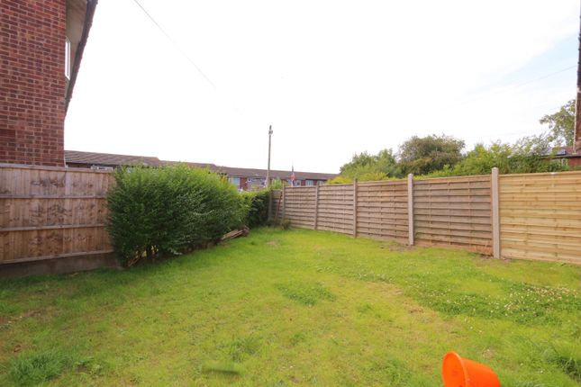 Hattersley Road East, Hyde, Greater Manchester SK14, 3 bedroom end ...