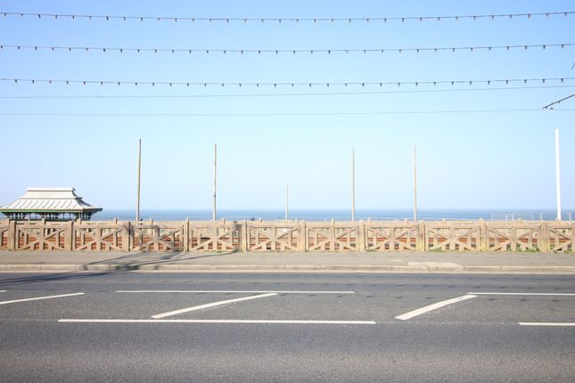Admiral View, 160 Queens Promenade, Blackpool FY2, 2 bedroom flat for ...