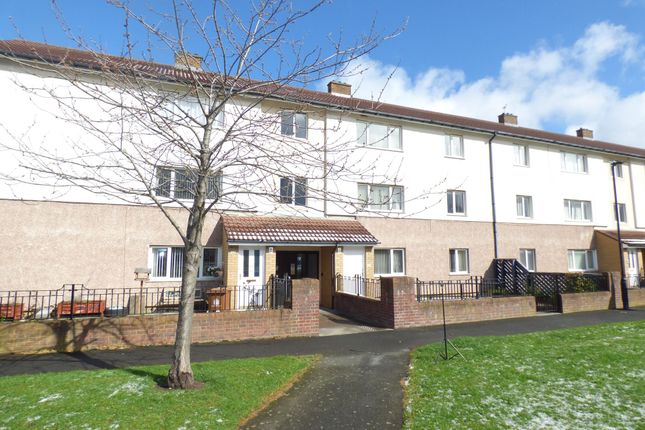 West Farm Avenue, Longbenton, Newcastle Upon Tyne NE12, 2 bedroom flat ...