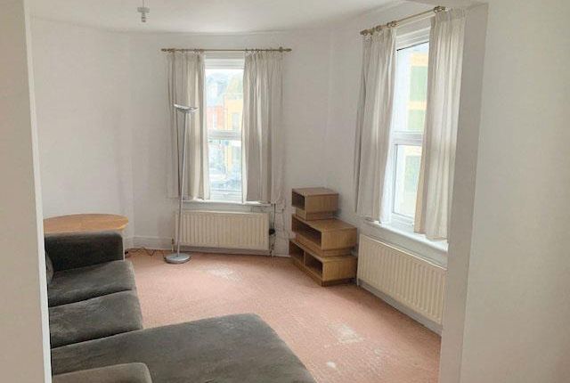 Haydons Road, London SW19, 2 bedroom flat for sale - 54632280 ...