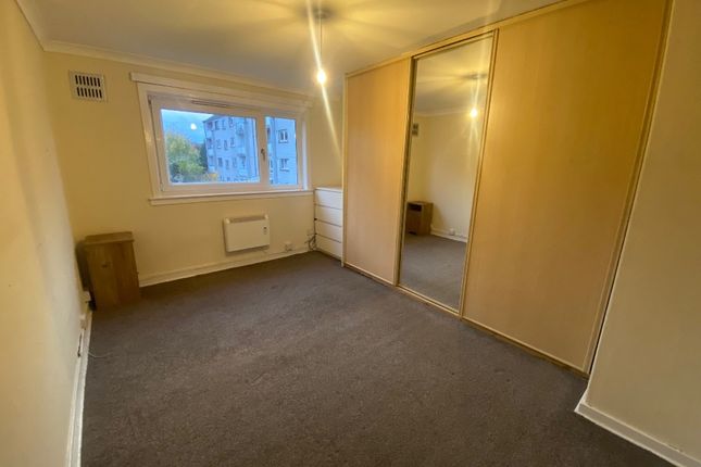 Oxgangs Green Oxgangs Edinburgh Eh13 3 Bedroom Flat To Rent