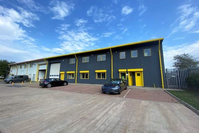 Oak Lane, Kingswinford DY6, light industrial to let - 63956862 ...