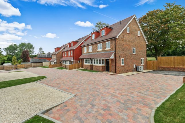 Halland, East Sussex BN8, 3 bedroom semi-detached house for sale ...