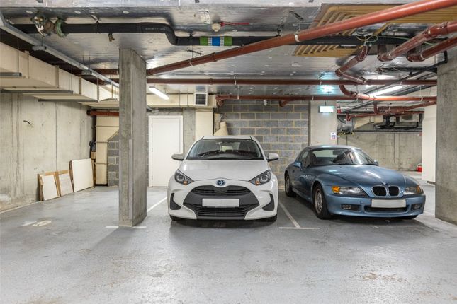 Railway Street, King's Cross N1, parking/garage for sale - 67229667 ...