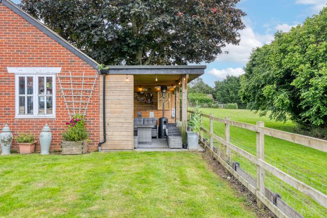 Glebe View, Walkern, Stevenage, Hertfordshire SG2, 5 bedroom detached ...