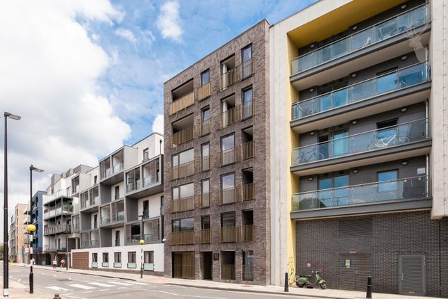 Homes for Sale in Bow Common Lane, London E3 - Buy Property in Bow ...