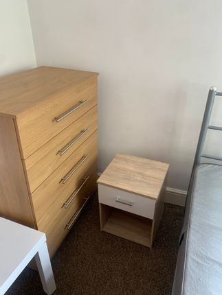 Ferry Road, Cardiff CF11, room to rent - 70515137 | PrimeLocation