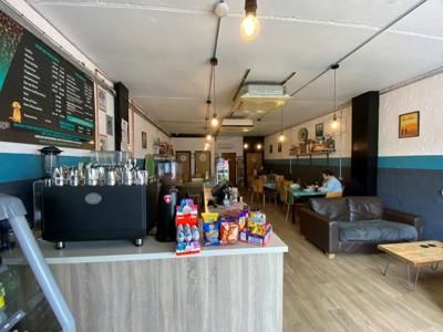173 Grangeway, Rushden, Northamptonshire NN10, retail premises to let ...