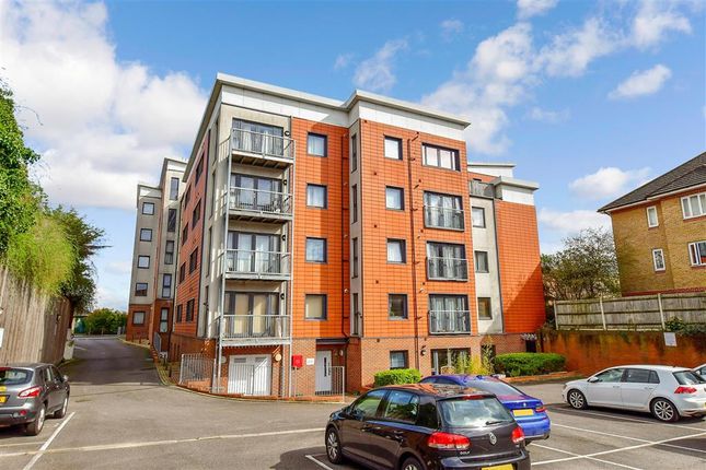 West Street, Erith, Kent DA8, 1 bedroom flat for sale - 66923093 ...