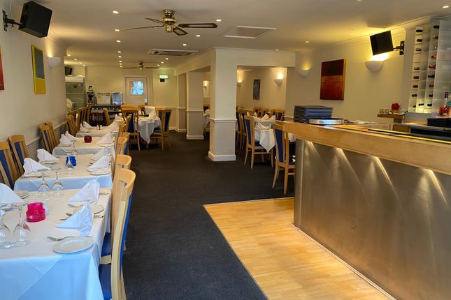 Station Road, Chingford E4, restaurant/cafe to let - 55165909 ...