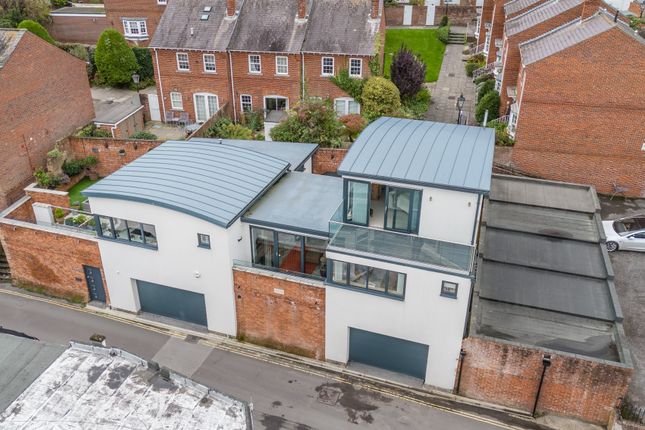 Homes for Sale in Lymington - Buy Property in Lymington - Primelocation