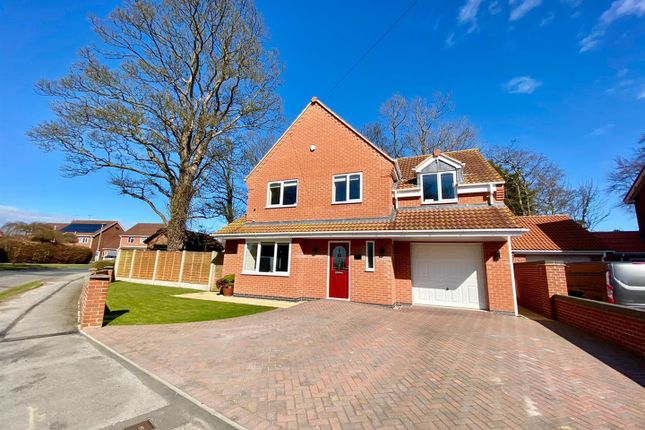 Homes for Sale in Golden Imp Chalets, Cliff Road, Hornsea HU18 - Buy ...