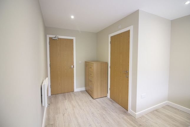 Colonnade House, 201 Sunbridge Road, Bradford, Yorkshire BD1, studio to ...