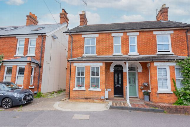 Homes For Sale In Rectory Road Farnborough Gu14 Buy Property In