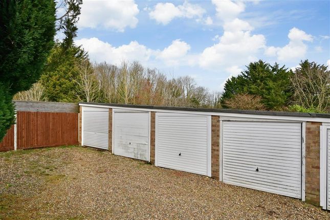 Oaklands Close, West Kingsdown, Sevenoaks, Kent TN15, 4 bedroom ...