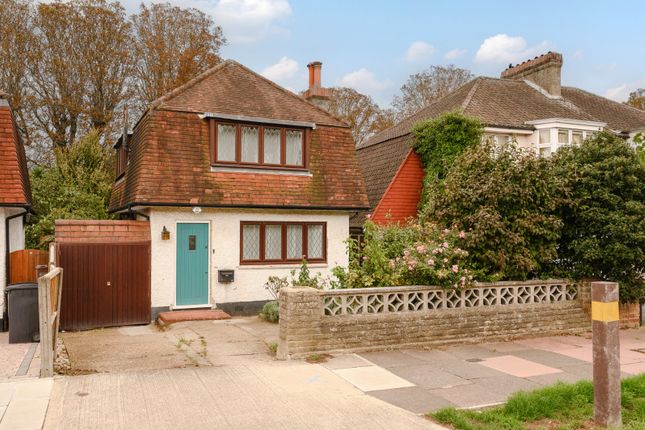 Surbiton Hill Park Surbiton Kt5 2 Bedroom Detached House For Sale