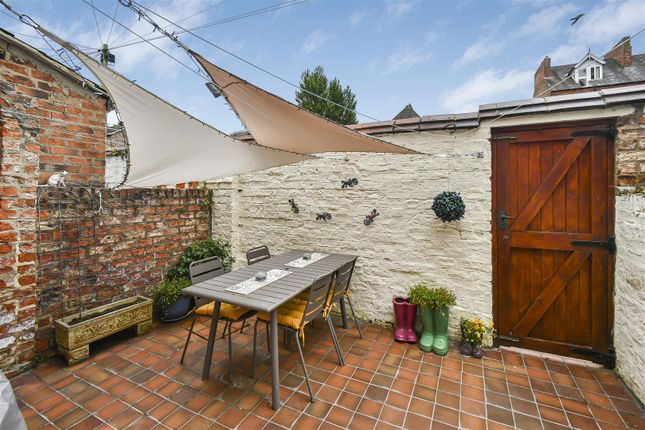 Alma Terrace, York YO10, 3 bedroom terraced house for sale - 67943622 ...