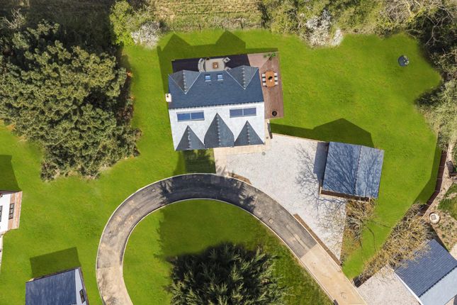 Sparlings Farm, Chelmsford Road, Dunmow CM6, 4 bedroom detached house ...