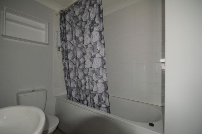 Slade Road, Ryde PO33, 1 bedroom flat to rent - 63784908 | PrimeLocation