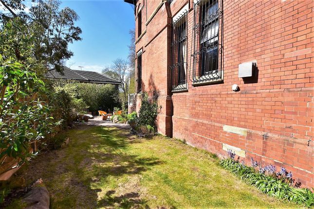 Mersey Road, West Didsbury, Didsbury, Manchester M20, 2 bedroom flat ...
