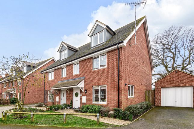 Parsons Way, Tongham, Farnham, Surrey GU10, 4 bedroom semi-detached ...