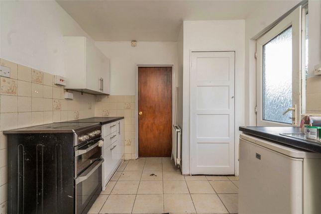 Lexden Drive, Romford RM6, 4 bedroom terraced house for sale - 63537897 ...