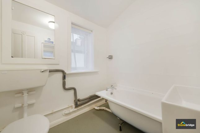 Plashet Road, Plaistow E13, 3 bedroom terraced house for sale ...