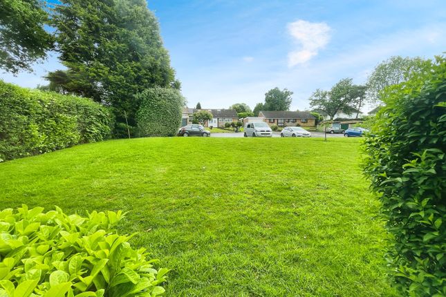 Clarence Road, Sutton Coldfield B74, 2 bedroom flat for sale - 67421001 ...