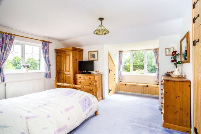Knowl Hill, Kingsclere, Newbury, Hampshire RG20, 4 bedroom detached ...