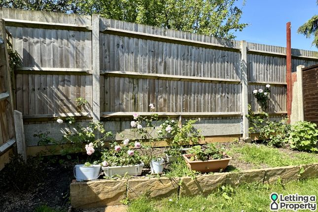 Linstead Way, London, Greater London SW18, 3 bedroom terraced house to ...