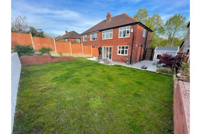 Chadderton Hall Road, Oldham OL9, 3 bedroom semi-detached house for ...