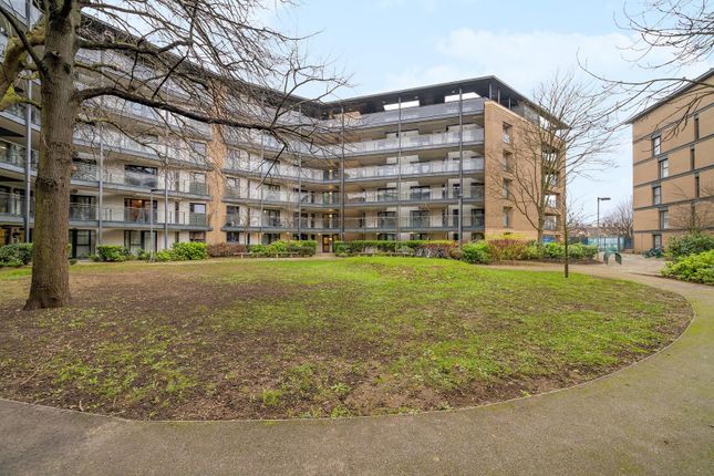 Brickfield Road, London SW4, 2 bedroom flat for sale - 69438229 ...