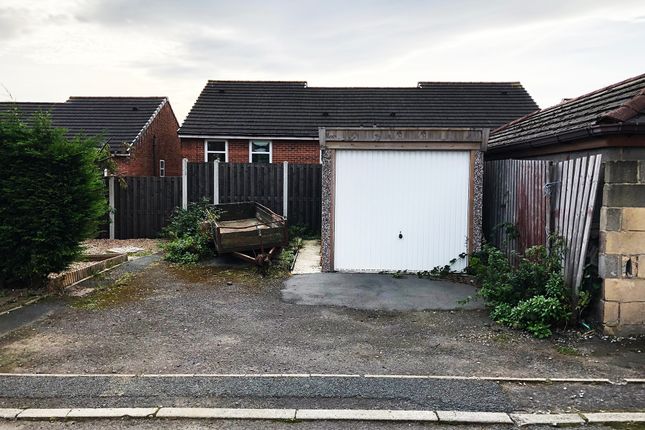 Greenside Place, Mapplewell, Barnsley S75, parking/garage for sale ...