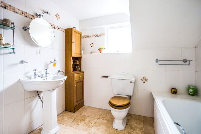 Knowl Hill, Kingsclere, Newbury, Hampshire RG20, 4 bedroom detached ...
