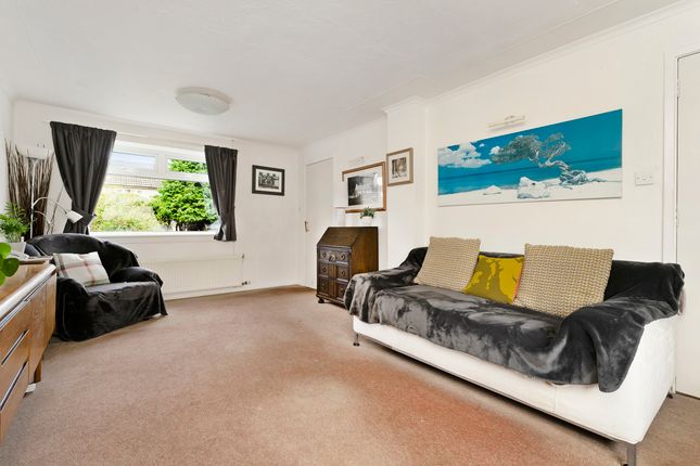 Doon Road Kirkintilloch Glasgow G66 3 Bedroom Terraced House For