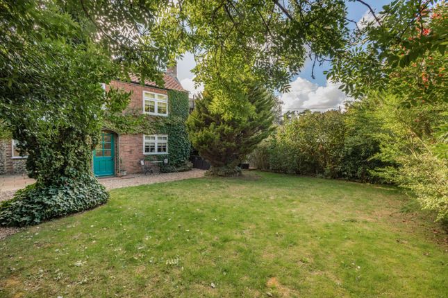 Station Road, East Rudham, King's Lynn, Norfolk PE31, 4 bedroom semi ...