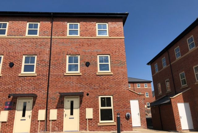 Barden Lane, Leeds LS14, 2 bedroom terraced house to rent - 61904628 ...