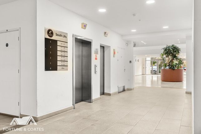 Edinburgh Gate, Harlow CM20, 2 bedroom flat for sale - 69451043 ...