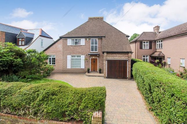 4 bed detached house for sale in Ludlow Avenue, Luton LU1 - Zoopla