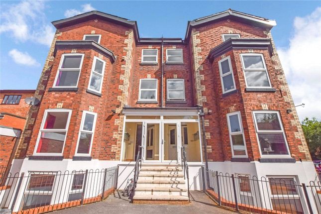 Bridgenorth Avenue, Urmston, Manchester M41, 2 bedroom flat to rent ...