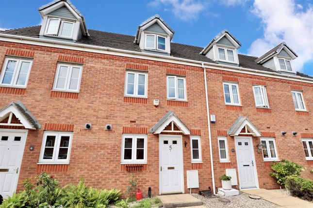 Homes for Sale in Cook Street, Darlaston, Wednesbury WS10 - Buy ...