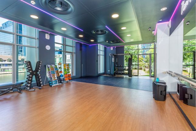 Pan Peninsula Square, Millwall E14, 1 bedroom flat for sale - 68948386 ...