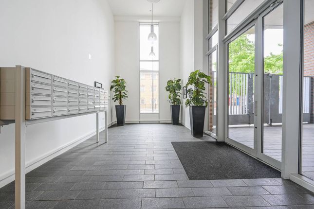 Devons Road E3, Bow, London,, 1 bedroom flat for sale - 70344837 ...