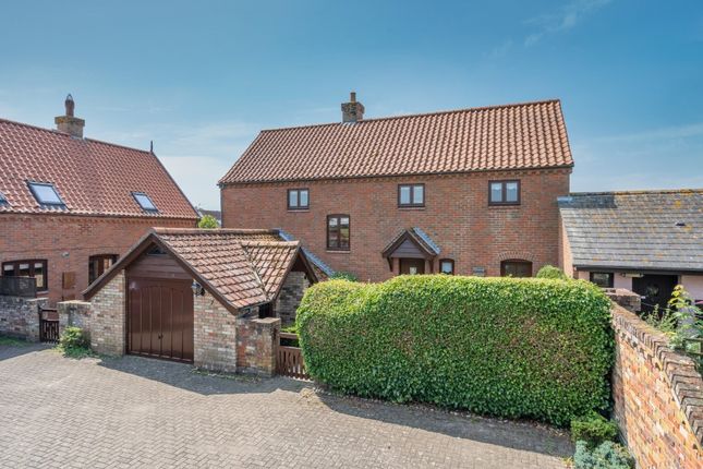 Millway, Barnby, Beccles NR34, 3 bedroom link-detached house for sale ...